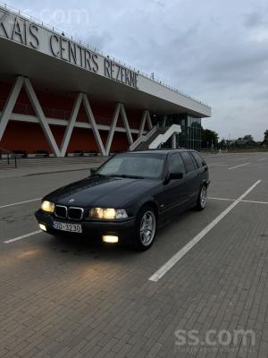 Zils BMW 318 1997 Rēzekne, ar dzinēja tilpumu 1.80 L un nobraukumu 266 tūkst. km par 2600 €, foto 27 vietnē AUTOMOTO.COM.LV