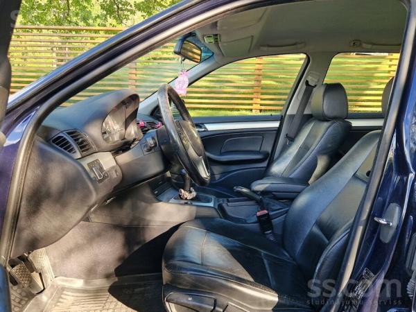 Blue BMW 318 2003 in Valmiera, with an engine capacity of 2.00 L and mileage of 291 thousand km for 1450 €, photo 8 on AUTOMOTO.COM.LV