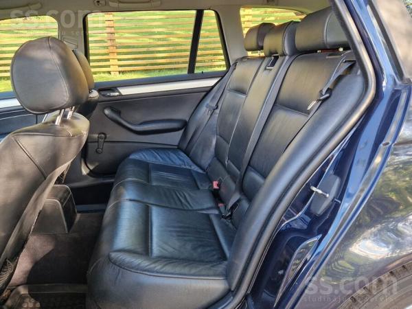 Blue BMW 318 2003 in Valmiera, with an engine capacity of 2.00 L and mileage of 291 thousand km for 1450 €, photo 9 on AUTOMOTO.COM.LV
