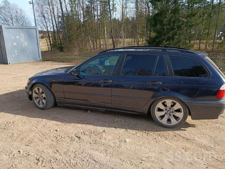 Blue BMW 318 2004 in Riga, with an engine capacity of 3.00 L and mileage of 297 thousand km for 1500 €, photo 4 on AUTOMOTO.COM.LV