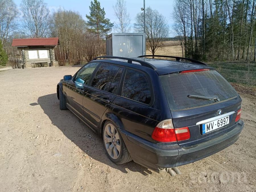 Blue BMW 318 2004 in Riga, with an engine capacity of 3.00 L and mileage of 297 thousand km for 1500 €, photo 9 on AUTOMOTO.COM.LV