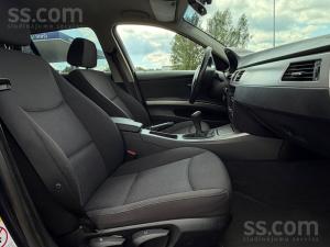 Синий БМВ 318 2006 в Рига, объемом двигателя 2.00 л и пробегом 331 тыс. км за 2350 €, фото 8 на AUTOMOTO.COM.LV