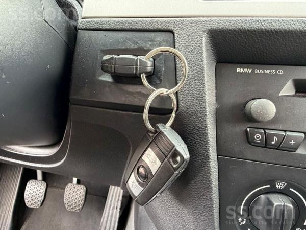 Zils BMW 318 2006 Rīga, ar dzinēja tilpumu 2.00 L un nobraukumu 331 tūkst. km par 2350 €, foto 8 vietnē AUTOMOTO.COM.LV