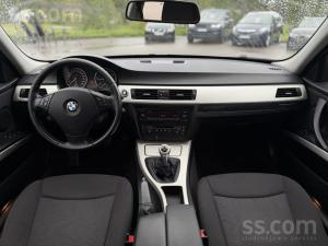 Zils BMW 318 2006 Ogre, ar dzinēja tilpumu 2.00 L un nobraukumu 345 tūkst. km par 2950 €, foto 13 vietnē AUTOMOTO.COM.LV
