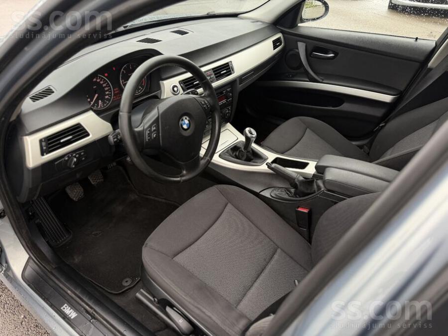 Zils BMW 318 2006 Ogre, ar dzinēja tilpumu 2.00 L un nobraukumu 345 tūkst. km par 2950 €, foto 15 vietnē AUTOMOTO.COM.LV