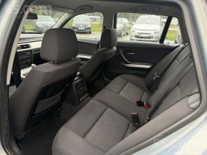 Zils BMW 318 2006 Ogre, ar dzinēja tilpumu 2.00 L un nobraukumu 345 tūkst. km par 2950 €, foto 19 vietnē AUTOMOTO.COM.LV