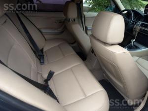 Blue BMW 318 2006 in Riga, with an engine capacity of 2.00 L and mileage of 342 thousand km for 2990 €, photo 13 on AUTOMOTO.COM.LV