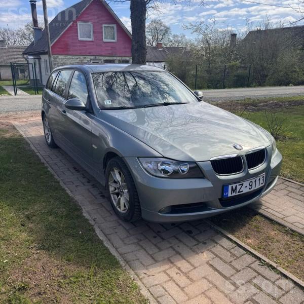 Blue BMW 318 2007 in Valmiera, with an engine capacity of 2.00 L and mileage of 329 thousand km for 2100 €, photo 3 on AUTOMOTO.COM.LV