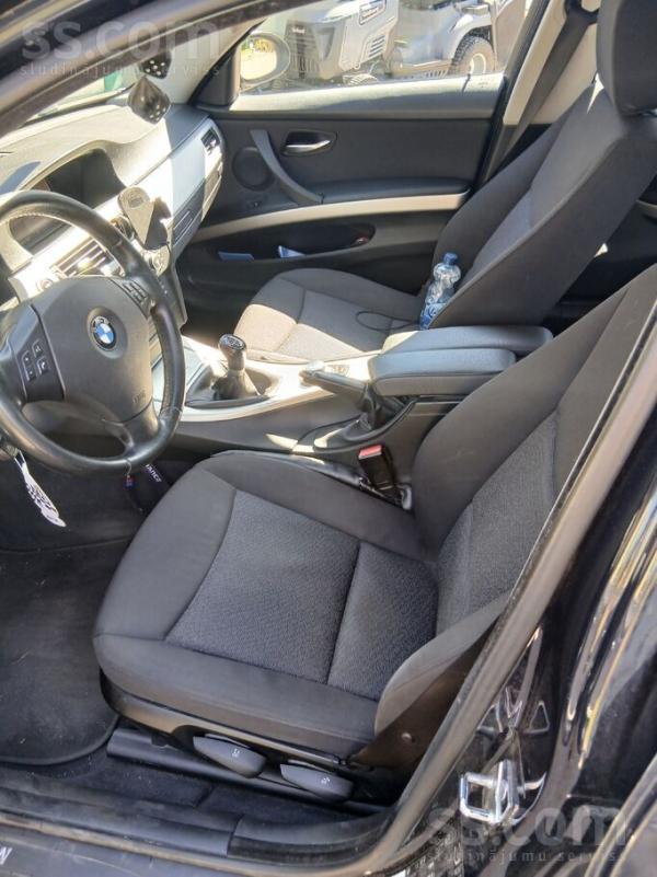 Blue BMW 318 2007 in Jurmala, with an engine capacity of 2.00 L and mileage of 349 thousand km for 3290 €, photo 6 on AUTOMOTO.COM.LV