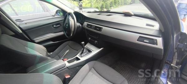 Blue BMW 318 2007 in Cesis, with an engine capacity of 2.00 L and mileage of 376 thousand km for 2950 €, photo 7 on AUTOMOTO.COM.LV