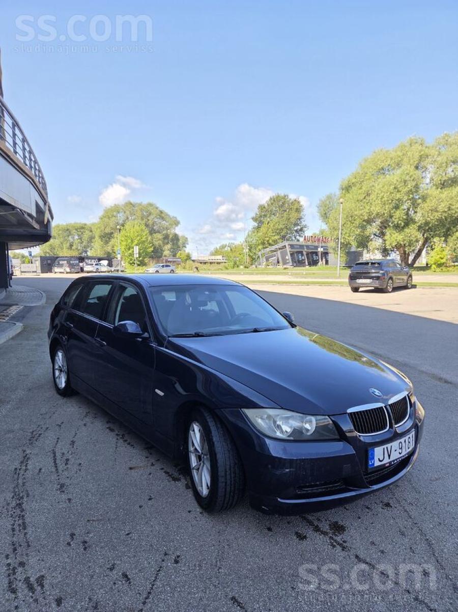 Zils BMW 318 2007 Rīga, ar dzinēja tilpumu 2.00 L un nobraukumu 299 tūkst. km par 2550 €, foto 3 vietnē AUTOMOTO.COM.LV