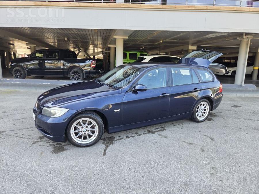 Zils BMW 318 2007 Rīga, ar dzinēja tilpumu 2.00 L un nobraukumu 299 tūkst. km par 2550 €, foto 5 vietnē AUTOMOTO.COM.LV