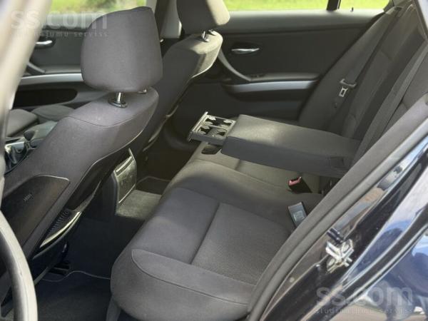 Zils BMW 318 2007 Jelgava, ar dzinēja tilpumu 2.00 L un nobraukumu 324 tūkst. km par 2900 €, foto 11 vietnē AUTOMOTO.COM.LV