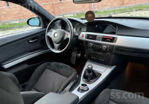 Zils BMW 318 2008 Daugavpils, ar dzinēja tilpumu 1.80 L un nobraukumu 303 tūkst. km par 7100 €, foto 21 vietnē AUTOMOTO.COM.LV