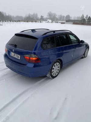 Blue BMW 318 2008 in Kaunas, with an engine capacity of 2.00 L and mileage of 328 thousand km for 1950 €, photo 2 on AUTOMOTO.COM.LV