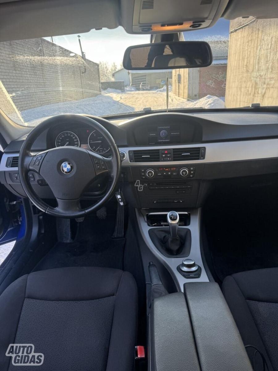 Zils BMW 318 2008 Kauņa, ar dzinēja tilpumu 2.00 L un nobraukumu 340 tūkst. km par 3150 €, foto 9 vietnē AUTOMOTO.COM.LV
