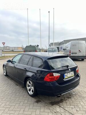 Blue BMW 318 2008 in Liepaja, with an engine capacity of 2.00 L and mileage of 319 thousand km for 2550 €, photo 5 on AUTOMOTO.COM.LV