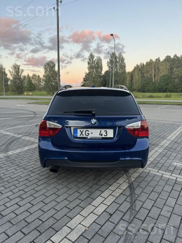 Blue BMW 318 2008 in Jelgava, with an engine capacity of 2.00 L and mileage of 355 thousand km for 3900 €, photo 5 on AUTOMOTO.COM.LV