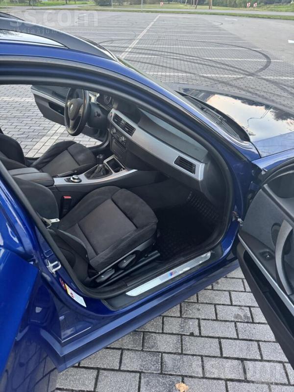 Blue BMW 318 2008 in Jelgava, with an engine capacity of 2.00 L and mileage of 355 thousand km for 3900 €, photo 10 on AUTOMOTO.COM.LV