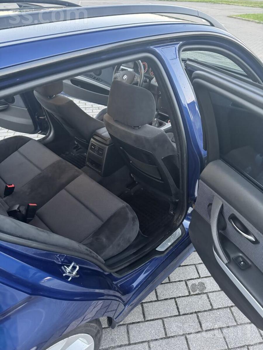 Zils BMW 318 2008 Jelgava, ar dzinēja tilpumu 2.00 L un nobraukumu 355 tūkst. km par 3900 €, foto 12 vietnē AUTOMOTO.COM.LV