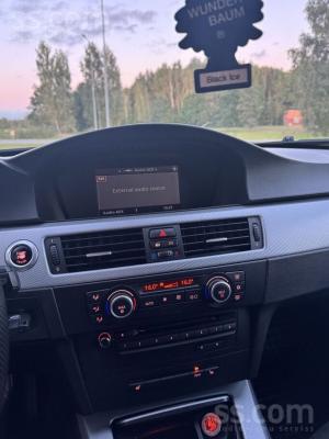 Zils BMW 318 2008 Jelgava, ar dzinēja tilpumu 2.00 L un nobraukumu 355 tūkst. km par 3900 €, foto 15 vietnē AUTOMOTO.COM.LV