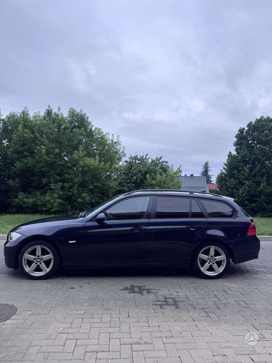 Zils BMW 318 2008 Ukmergė, ar dzinēja tilpumu 2.00 L un nobraukumu 299 tūkst. km par 2900 €, foto 5 vietnē AUTOMOTO.COM.LV