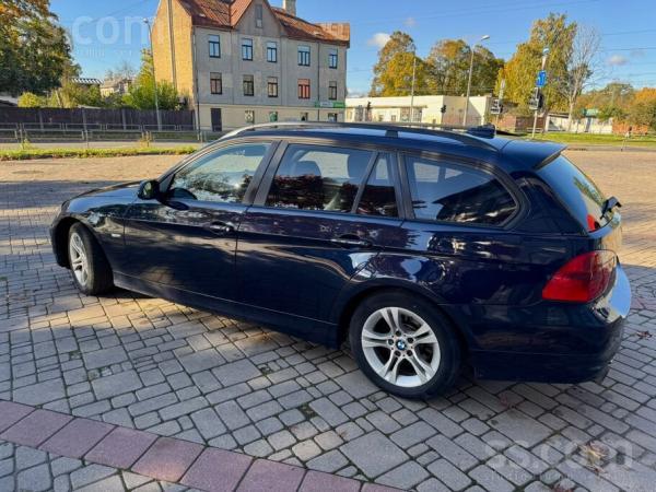 Zils BMW 318 2008 Rīga, ar dzinēja tilpumu 2.00 L un nobraukumu 326 tūkst. km par 2950 €, foto 1 vietnē AUTOMOTO.COM.LV