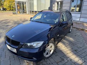 Blue BMW 318 2008 in Riga, with an engine capacity of 2.00 L and mileage of 326 thousand km for 2950 €, photo 5 on AUTOMOTO.COM.LV