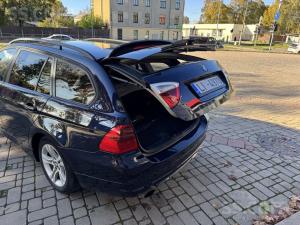 Blue BMW 318 2008 in Riga, with an engine capacity of 2.00 L and mileage of 326 thousand km for 2950 €, photo 6 on AUTOMOTO.COM.LV