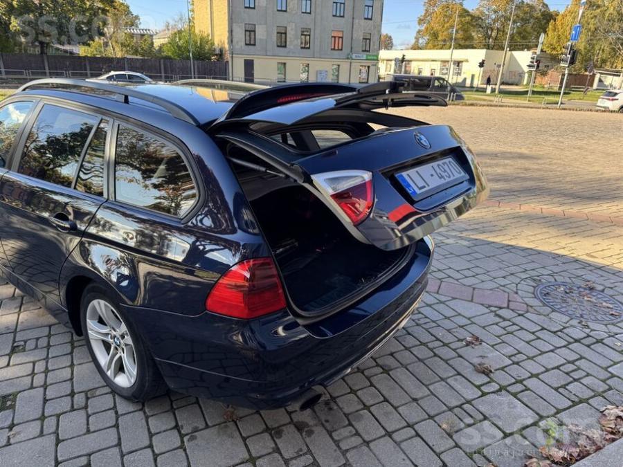 Blue BMW 318 2008 in Riga, with an engine capacity of 2.00 L and mileage of 326 thousand km for 2950 €, photo 6 on AUTOMOTO.COM.LV