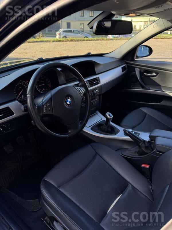 Zils BMW 318 2008 Rīga, ar dzinēja tilpumu 2.00 L un nobraukumu 326 tūkst. km par 2950 €, foto 9 vietnē AUTOMOTO.COM.LV