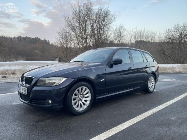 Zils BMW 318 2009 Ariogala, ar dzinēja tilpumu 2.00 L un nobraukumu 280 tūkst. km par 2250 €, foto 1 vietnē AUTOMOTO.COM.LV