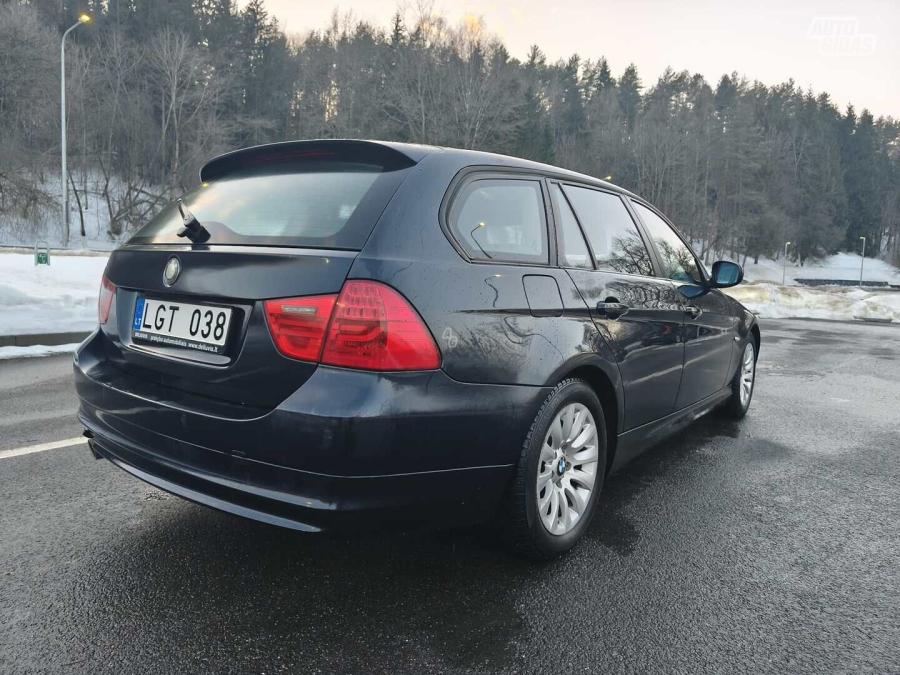 Zils BMW 318 2009 Ariogala, ar dzinēja tilpumu 2.00 L un nobraukumu 280 tūkst. km par 2250 €, foto 6 vietnē AUTOMOTO.COM.LV