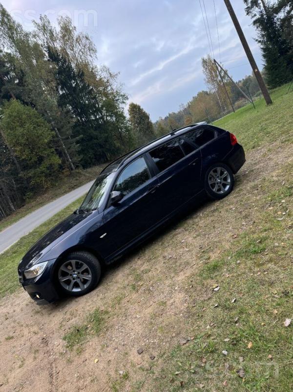 Zils BMW 318 2009 Limbaži, ar dzinēja tilpumu 2.00 L un nobraukumu 279 tūkst. km par 4390 €, foto 4 vietnē AUTOMOTO.COM.LV
