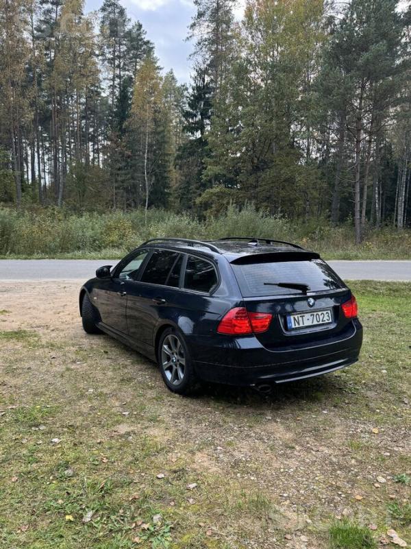 Zils BMW 318 2009 Limbaži, ar dzinēja tilpumu 2.00 L un nobraukumu 279 tūkst. km par 4390 €, foto 5 vietnē AUTOMOTO.COM.LV