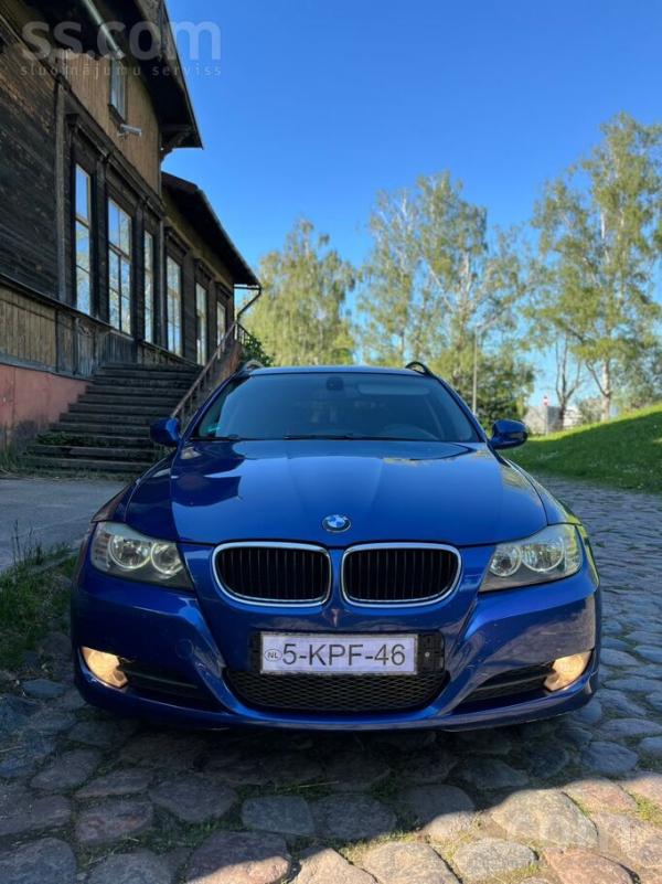 Синий БМВ 318 2009 в Рига, объемом двигателя 2.00 л и пробегом 330 тыс. км за 4300 €, фото 2 на AUTOMOTO.COM.LV
