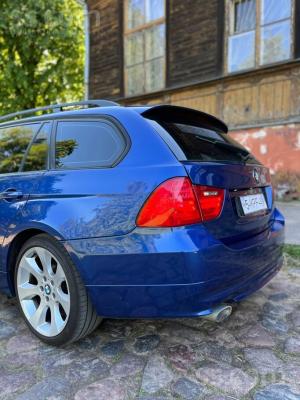 Zils BMW 318 2009 Rīga, ar dzinēja tilpumu 2.00 L un nobraukumu 330 tūkst. km par 4300 €, foto 9 vietnē AUTOMOTO.COM.LV