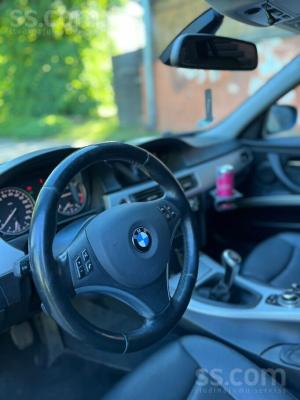 Zils BMW 318 2009 Rīga, ar dzinēja tilpumu 2.00 L un nobraukumu 330 tūkst. km par 4300 €, foto 13 vietnē AUTOMOTO.COM.LV