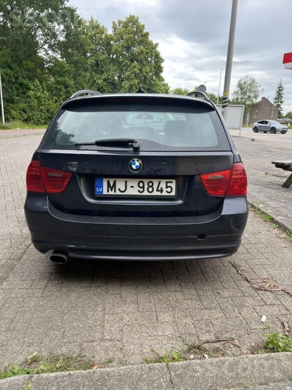 Zils BMW 318 2009 Rīga, ar dzinēja tilpumu 2.00 L un nobraukumu 408 tūkst. km par 2500 €, foto 3 vietnē AUTOMOTO.COM.LV