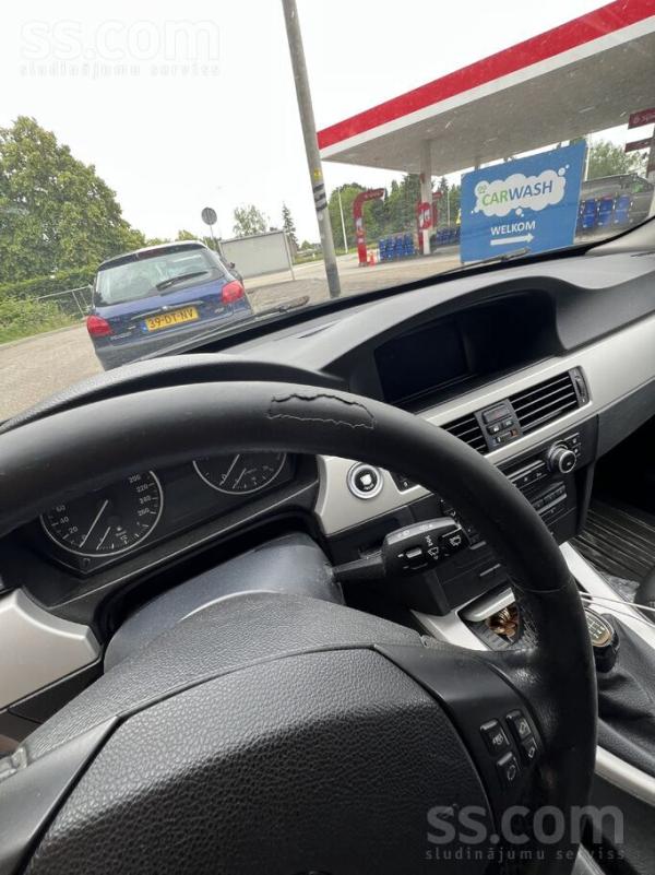 Zils BMW 318 2009 Rīga, ar dzinēja tilpumu 2.00 L un nobraukumu 408 tūkst. km par 2500 €, foto 6 vietnē AUTOMOTO.COM.LV
