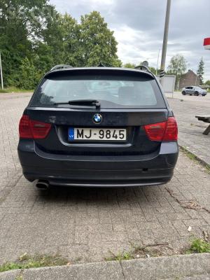 Zils BMW 318 2009 Rīga, ar dzinēja tilpumu 2.00 L un nobraukumu 408 tūkst. km par 2500 €, foto 4 vietnē AUTOMOTO.COM.LV