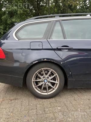 Zils BMW 318 2009 Rīga, ar dzinēja tilpumu 2.00 L un nobraukumu 408 tūkst. km par 2500 €, foto 5 vietnē AUTOMOTO.COM.LV