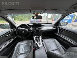 Zils BMW 318 2009 Rīga, ar dzinēja tilpumu 2.00 L un nobraukumu 408 tūkst. km par 2500 €, foto 11 vietnē AUTOMOTO.COM.LV