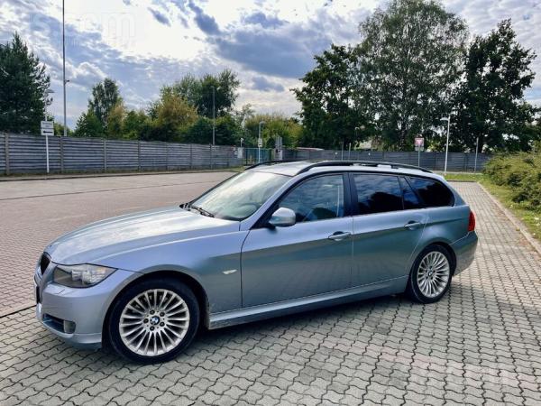 Blue BMW 318 2009 in Jelgava, with an engine capacity of 2.00 L and mileage of 400 thousand km for 5100 €, photo 4 on AUTOMOTO.COM.LV