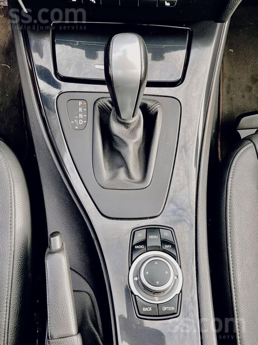 Zils BMW 318 2009 Jelgava, ar dzinēja tilpumu 2.00 L un nobraukumu 400 tūkst. km par 5100 €, foto 15 vietnē AUTOMOTO.COM.LV