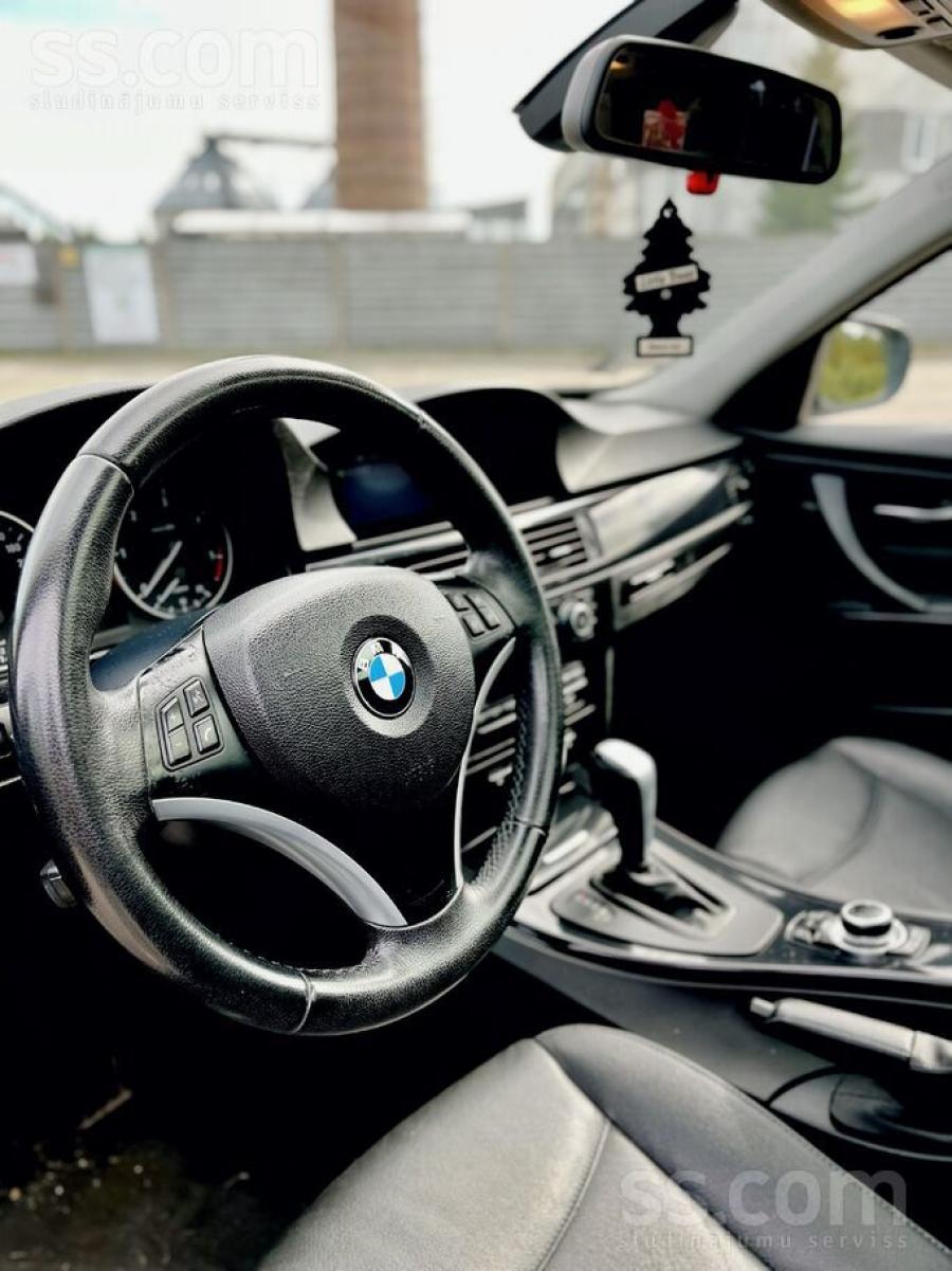 Zils BMW 318 2009 Jelgava, ar dzinēja tilpumu 2.00 L un nobraukumu 400 tūkst. km par 5100 €, foto 17 vietnē AUTOMOTO.COM.LV