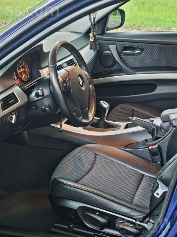 Blue BMW 318 2009 in Riga, with an engine capacity of 2.00 L and mileage of 256 thousand km for 5750 €, photo 10 on AUTOMOTO.COM.LV