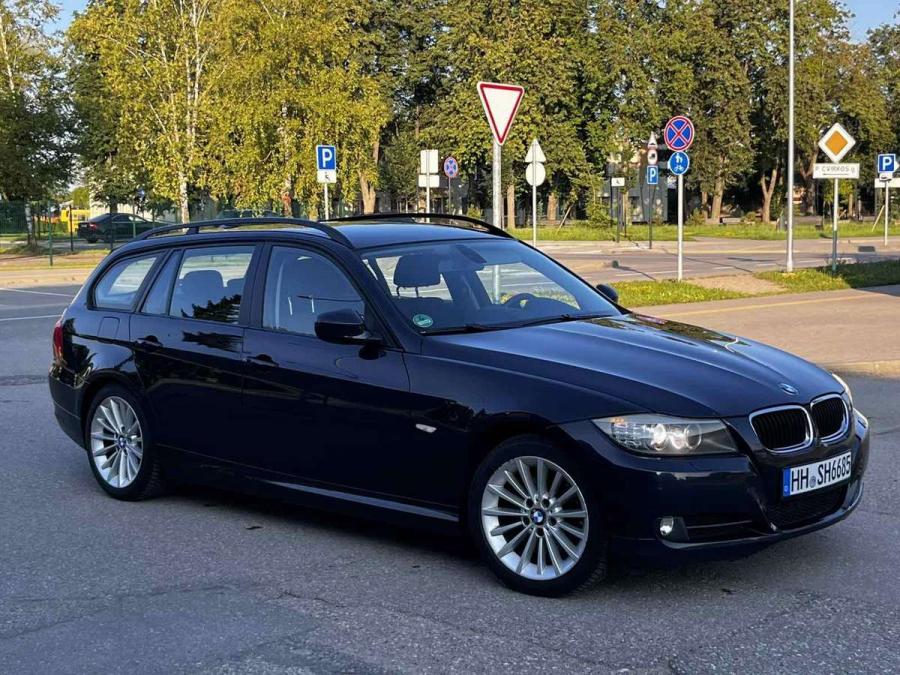Blue BMW 318 2009 in Ukmerge, with an engine capacity of 2.00 L and mileage of 316 thousand km for 3200 €, photo 8 on AUTOMOTO.COM.LV