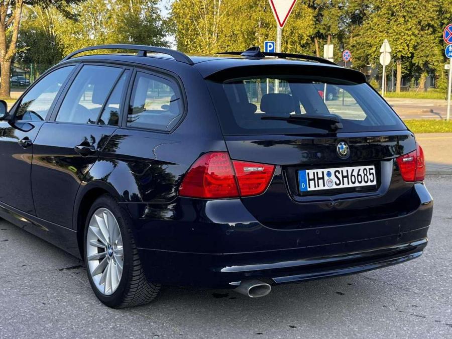 Blue BMW 318 2009 in Ukmerge, with an engine capacity of 2.00 L and mileage of 316 thousand km for 3200 €, photo 16 on AUTOMOTO.COM.LV