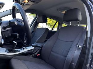 Blue BMW 318 2009 in Ukmerge, with an engine capacity of 2.00 L and mileage of 316 thousand km for 3200 €, photo 19 on AUTOMOTO.COM.LV